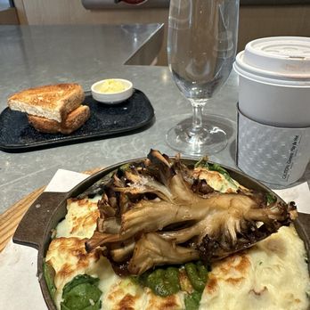 MARKET AT EDITION - Updated June 2024 - 313 Photos & 92 Reviews - 500 Channelside Dr, Tampa Bay ...