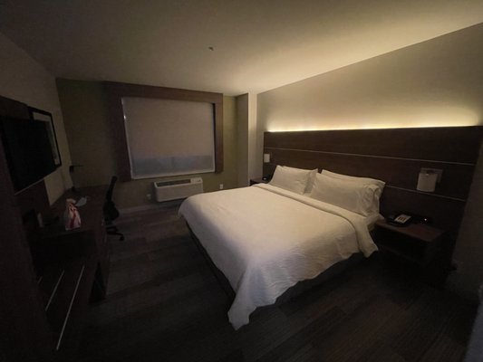 HOLIDAY INN EXPRESS LOS ANGELES - LAX AIRPORT - Updated January 2026 ...