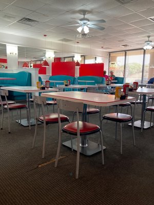 THE RED PLATE DINER - 40 Photos & 48 Reviews - 900 W Loop 250 N ...