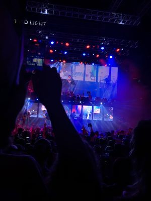 KC LIVE! BLOCK - Updated October 2025 - 31 Photos & 38 Reviews - 50 E ...