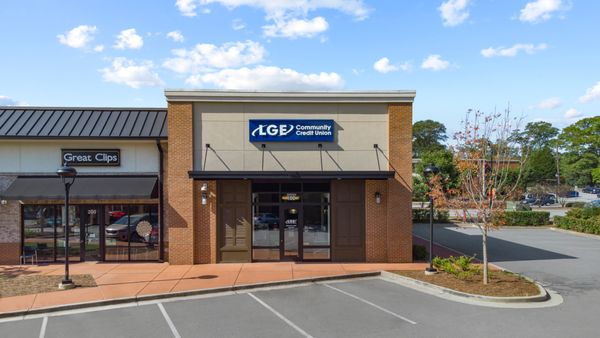 LGE COMMUNITY CREDIT UNION - Updated December 2025 - 2905 Atlanta Rd ...