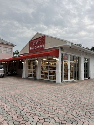 POKE’ HOUSE - Updated October 2025 - 42 Photos & 15 Reviews - 500 ...