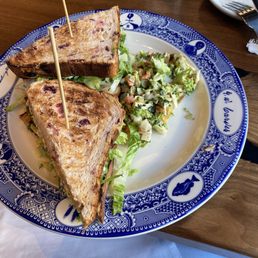 FOUNDING FARMERS - ALEXANDRIA - Updated December 2025 - 426 Photos ...