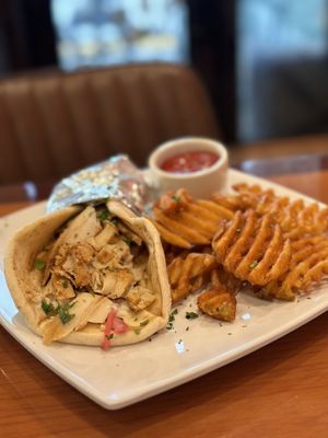 ZARA’S MEDITERRANEAN KITCHEN - Updated August 2025 - 140 Photos & 78 ...