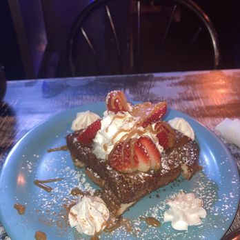 BLUE MOON CAFE - Updated May 2024 - 2496 Photos & 2574 Reviews - 1621 ...