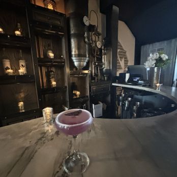 TOM TOM - Updated August 2024 - 1400 Photos & 1076 Reviews - 8932 Santa ...