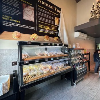 DUKE BAKERY - Updated December 2025 - 450 Photos & 418 Reviews - 15435 ...