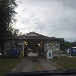 BEVERAGE CASTLE - Updated January 2025 - 605 Charlotte Rd, Auburndale ...
