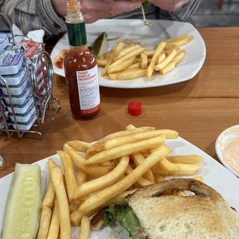 SKYLINE CAFE - Updated July 2025 - 66 Photos & 67 Reviews - 3005 ...