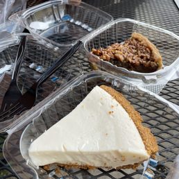 SOUTHERN SWEETS BAKERY - Updated March 2025 - 455 Photos & 459 Reviews ...