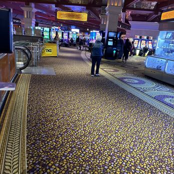 CAESARS WINDSOR - Updated April 2025 - 312 Photos & 206 Reviews - 377 ...