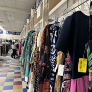 GOODWILL RETAIL STORE AND DONATION CENTER - 20 Photos & 30 Reviews ...