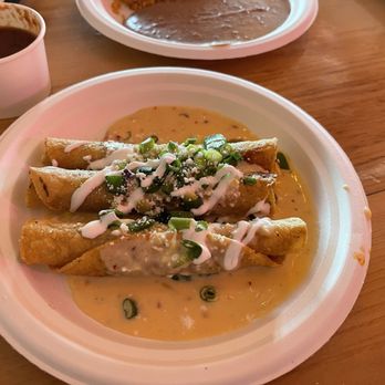 ROLLIES MEXICAN PATIO - Updated June 2024 - 740 Photos & 549 Reviews ...