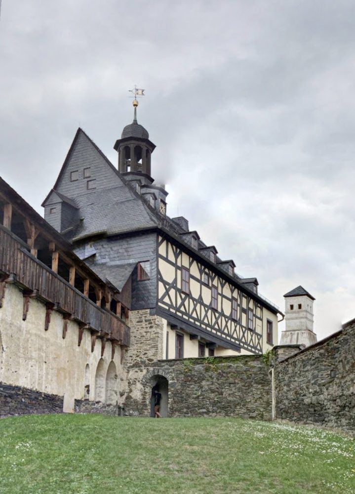 MUSEUM SCHLOSS BURGK - Updated December 2024 - 43 Photos - Ortsstr. 16 ...