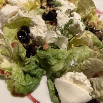 COLUMBUS INN - Updated July 2025 - 211 Photos & 210 Reviews - 2216 ...