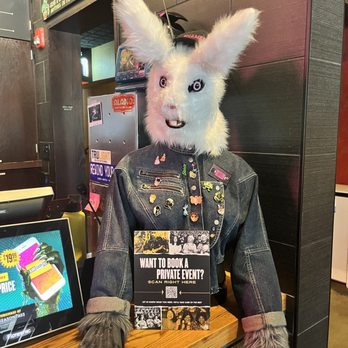 ALAMO DRAFTHOUSE CINEMA RALEIGH - Updated August 2025 - 476 Photos ...