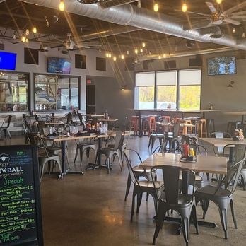 BREW LINK BREWING - Updated December 2025 - 318 Photos & 195 Reviews ...