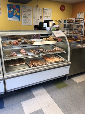 DEE’S DONUTS - 357 Photos & 469 Reviews - 6401 N Durango Dr, Las Vegas ...