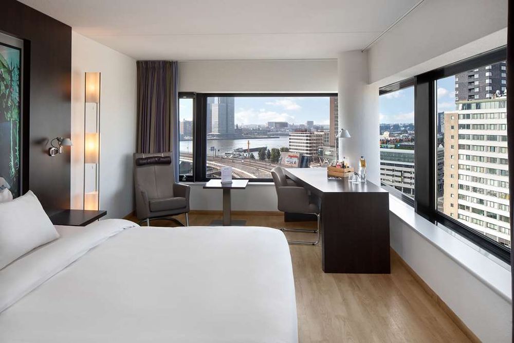 GOLDEN TULIP ROTTERDAM CENTRE - Updated June 2024 - 38 Photos ...