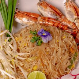 THAIGER DEN - Updated September 2025 - 350 Photos & 55 Reviews - 157 Pleasant St, Malden ...