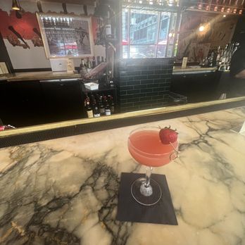 BRASSERIE COGNAC 48 - Updated June 2024 - 63 Photos & 23 Reviews - 517 ...