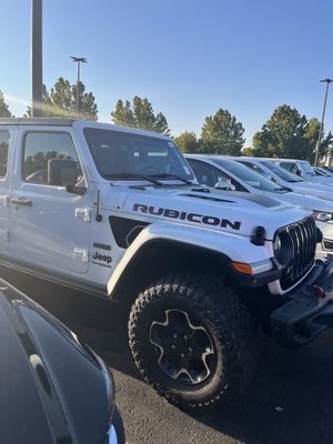 CARMAX - Updated April 2025 - 70 Photos & 308 Reviews - 7180 N Palm Ave ...