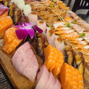 SHOW SUSHI - Updated April 2025 - 4279 Photos & 2797 Reviews - 957 W ...