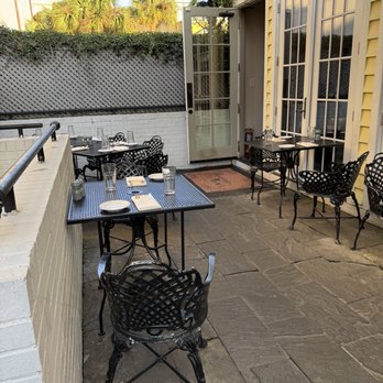 POOGAN’S PORCH - Updated March 2025 - 5387 Photos & 4790 Reviews - 72 ...