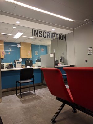 CHUM - Updated January 2026 - 12 Photos & 11 Reviews - 1051 Rue ...