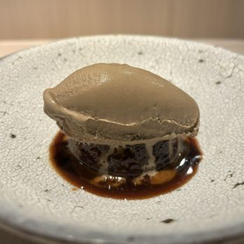 MABO - Updated October 2025 - 129 Photos & 21 Reviews - 6109 Berkshire ...