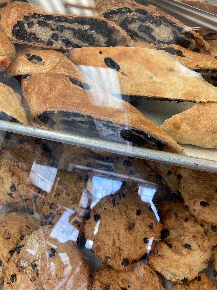 CYNTHIA’S CARIBBEAN BAKERY - Updated July 2024 - 73 Photos & 51 Reviews ...