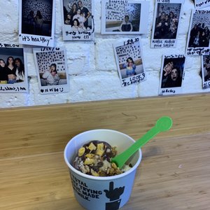 16 HANDLES - 331 Photos & 678 Reviews - Ice Cream & Frozen Yogurt - 153 ...