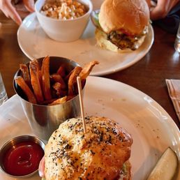 ENGINE ROOM - Updated October 2025 - 1533 Photos & 1544 Reviews - 14 ...