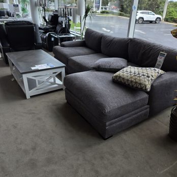ROOMS TO GO COLONIAL Updated February 2025 65 Photos 43 Reviews 5200 E Colonial Dr Orlando Florida Furniture Stores Phone Number Yelp