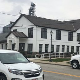DO GOOD - Updated December 2025 - 15 Photos & 25 Reviews - 25 W Main St ...