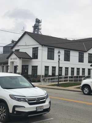 DO GOOD - Updated December 2025 - 15 Photos & 25 Reviews - 25 W Main St ...