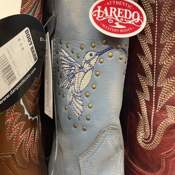 BOOT BARN - Updated December 2025 - 35 Photos & 78 Reviews - 4401 ...