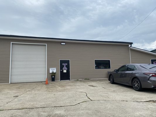 BLESSINGS THRIFT STORE - Updated January 2026 - 10 Photos - 18 Depot St ...