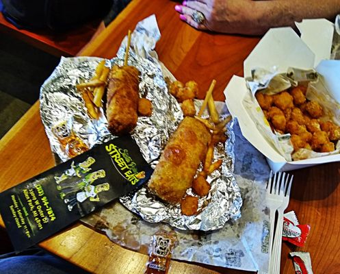 SISTA ROLES STREET EATS - 55 Photos & 27 Reviews - 23019 W Outer Dr ...