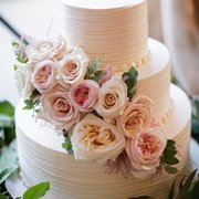 FINAL TOUCH BAKERY - 457 Photos & 208 Reviews - 15056 Weststate St ...