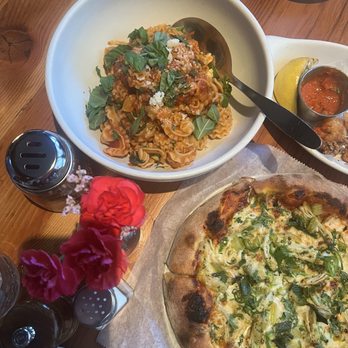 THE PARLOR - Updated October 2025 - 2003 Photos & 2076 Reviews - 1916 E ...