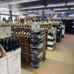 MOUNTAIN FRESH GROCERY - Updated November 2024 - 185 Photos & 250 ...