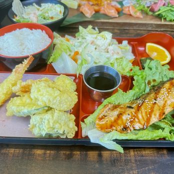 SUSHI KING - 639 Photos & 472 Reviews - 5089 Business Center Dr ...