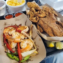FISHBONE SEAFOOD - MENIFEE - Updated December 2025 - 118 Photos & 193 ...