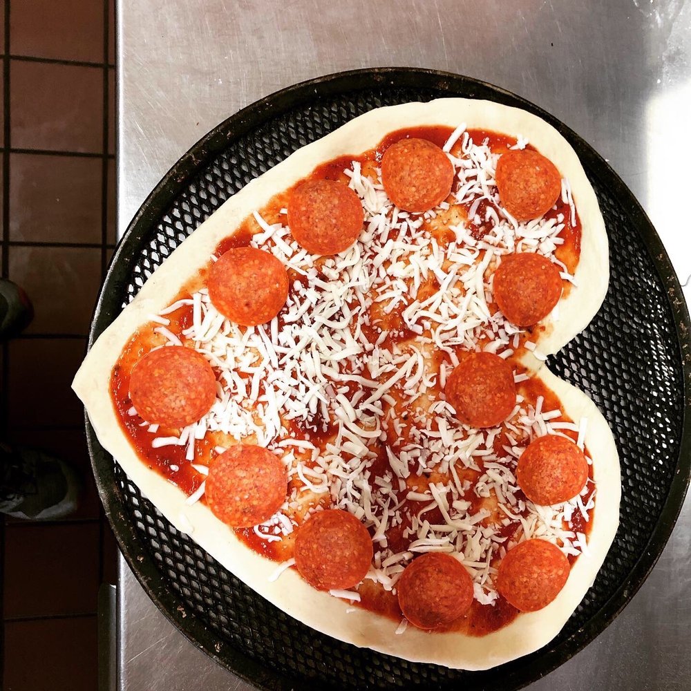 PIZZAMANIA - 36 Photos & 67 Reviews - 7008 S San Pedro St, Los Angeles ...