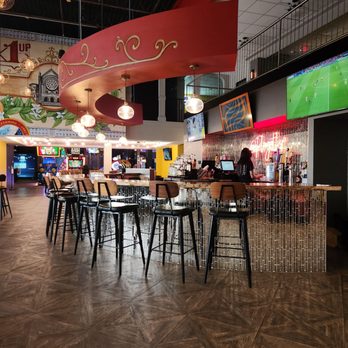 1UP ENTERTAINMENT + SOCIAL - Updated September 2025 - 102 Photos & 44 ...