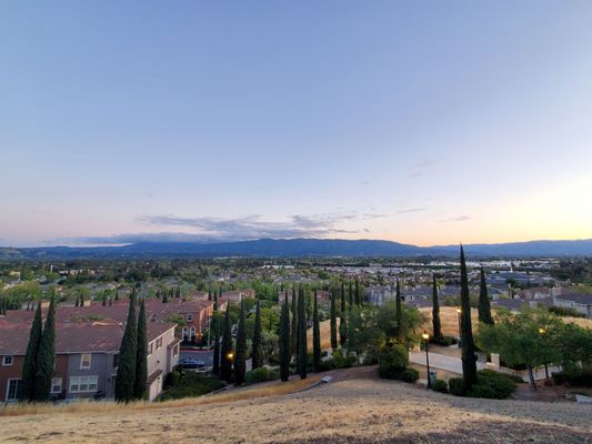 COMMUNICATIONS HILL GRAND STAIRCASE - Updated October 2025 - 172 Photos ...