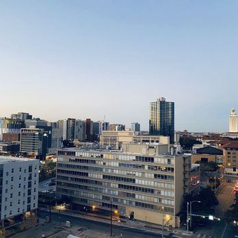 HAMPTON INN & SUITES AUSTIN @ THE UNIVERSITY/CAPITOL - Updated December ...