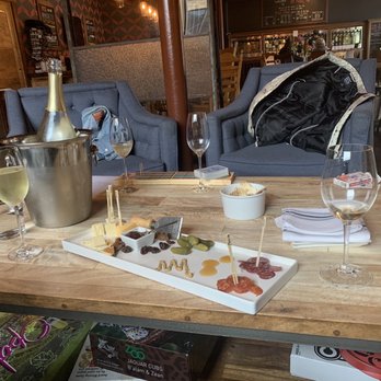 THE RUBY TAP - Updated December 2025 - 107 Photos & 121 Reviews - 1341 ...