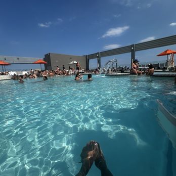 MERRITT CLUBS - Updated December 2025 - 79 Photos & 113 Reviews - 3401 ...